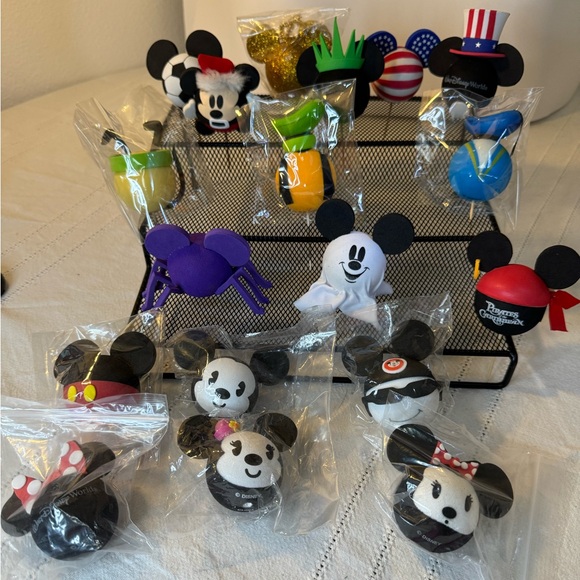 Disney | Other | Wdw Disney Parks Antenna Topper Pirates Of The ...